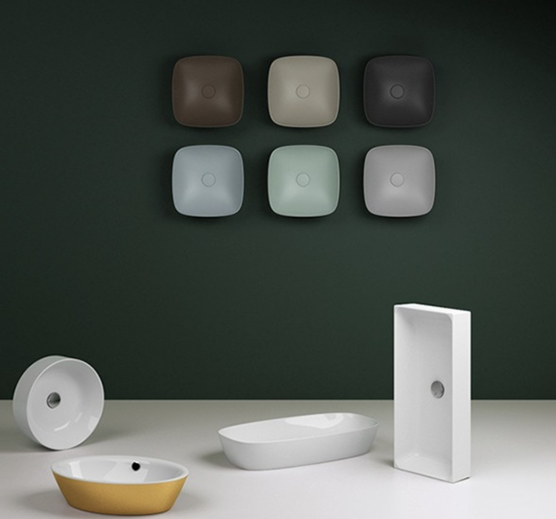 - Céramiques et sanitaires pour la salle de bains