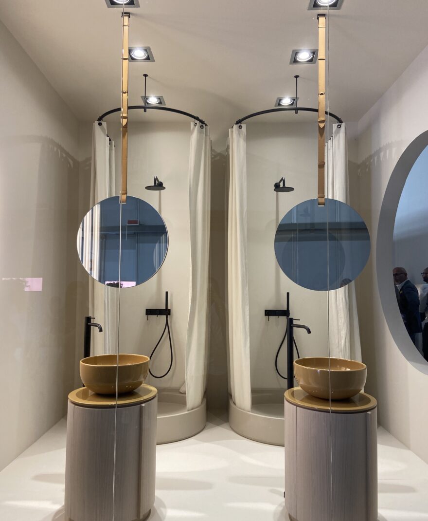 10 tendances salles de bains repérées à la Design week de Milan 2022 - Hydropolis